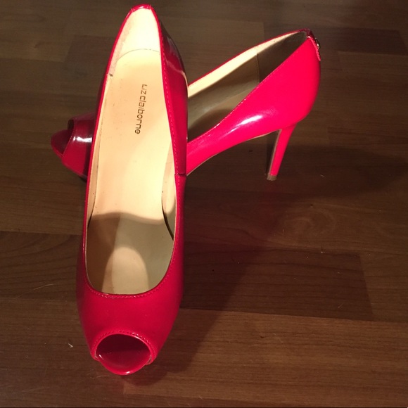 Liz Claiborne | Shoes | Hp Candy Apple Red Patent Platform Romana Pumps ...